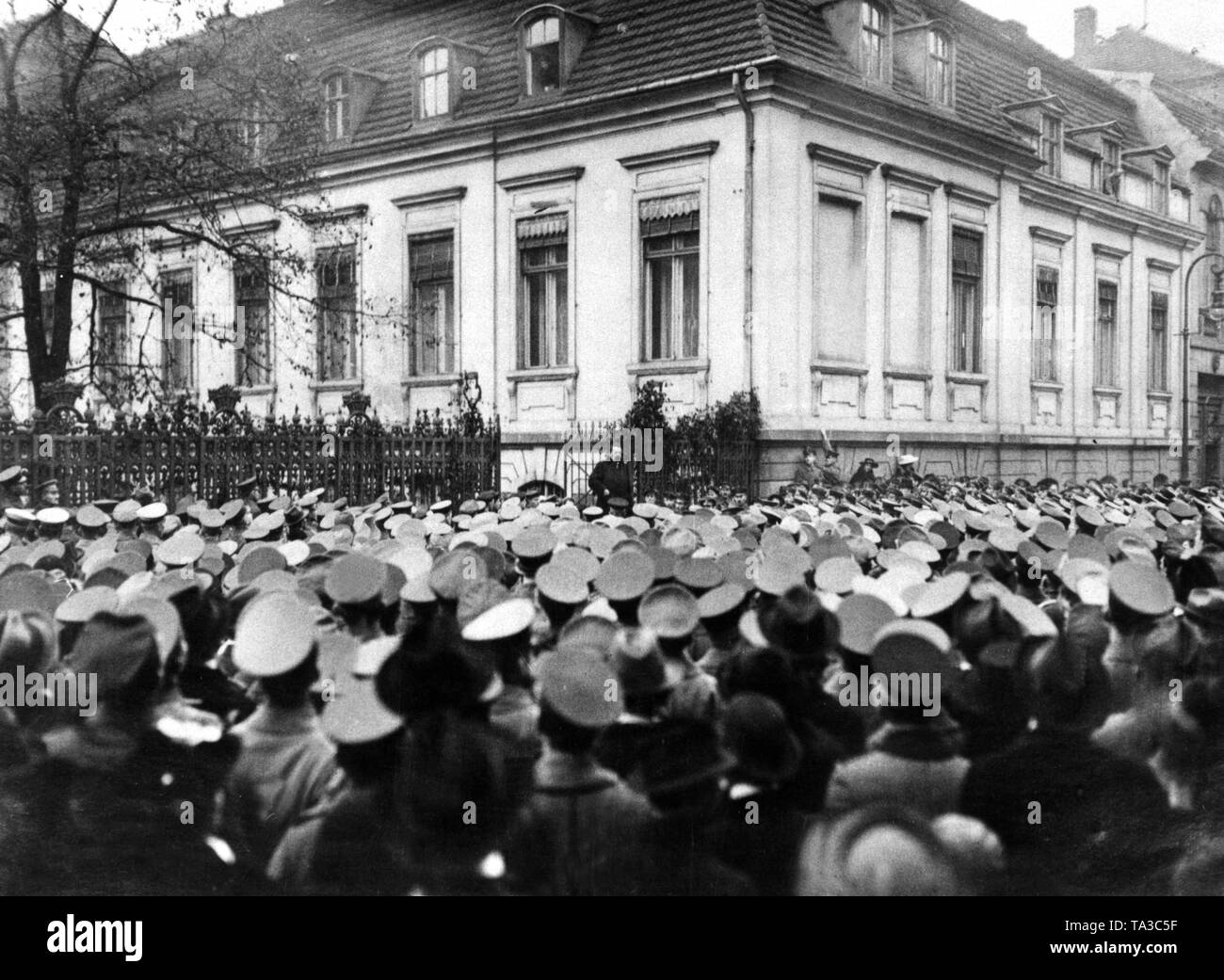 Peoples commissars hi-res stock photography and images - Alamy