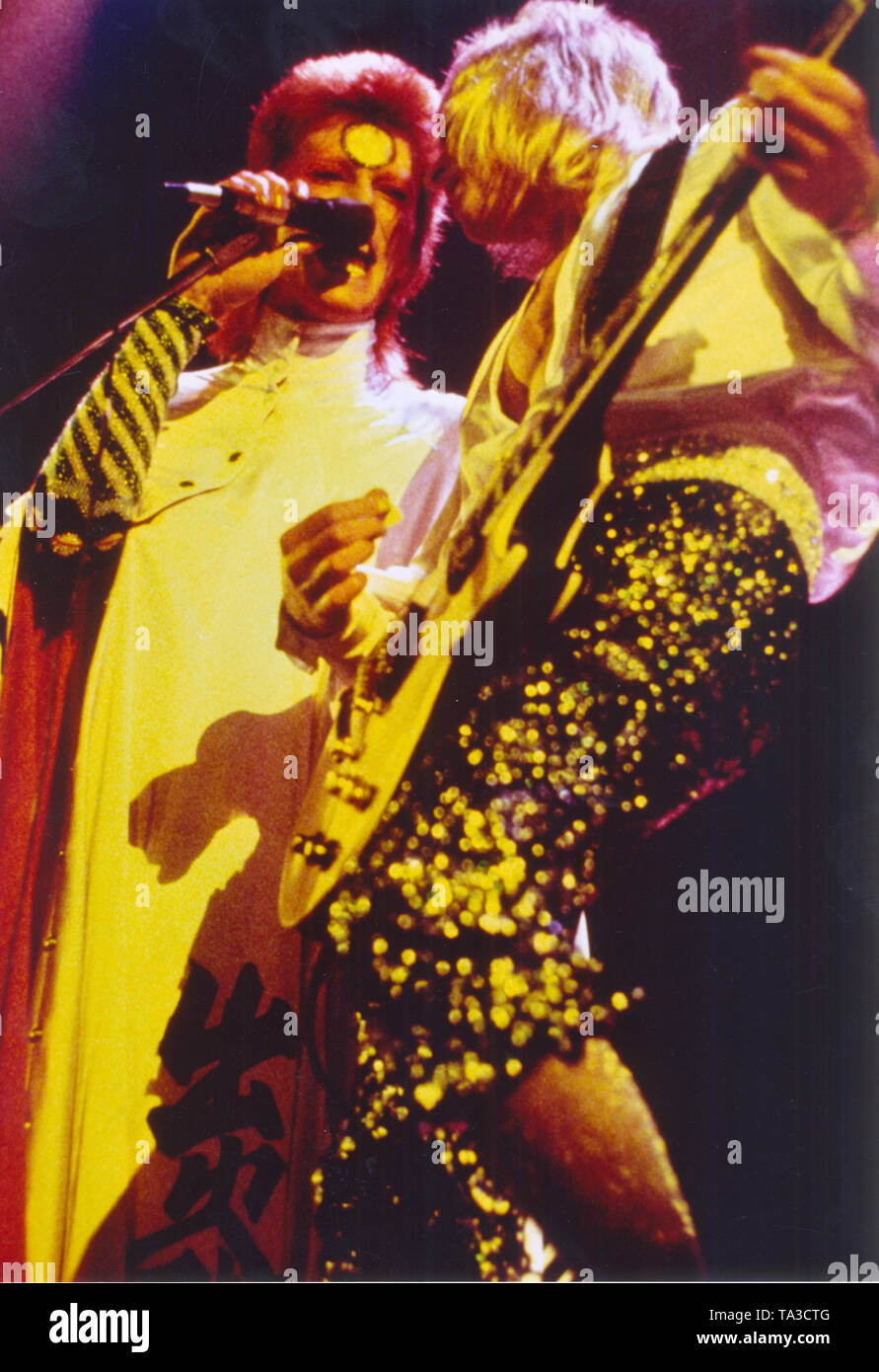LONDON - MAY 12: David Bowie performs live on stage at Earls Court ...