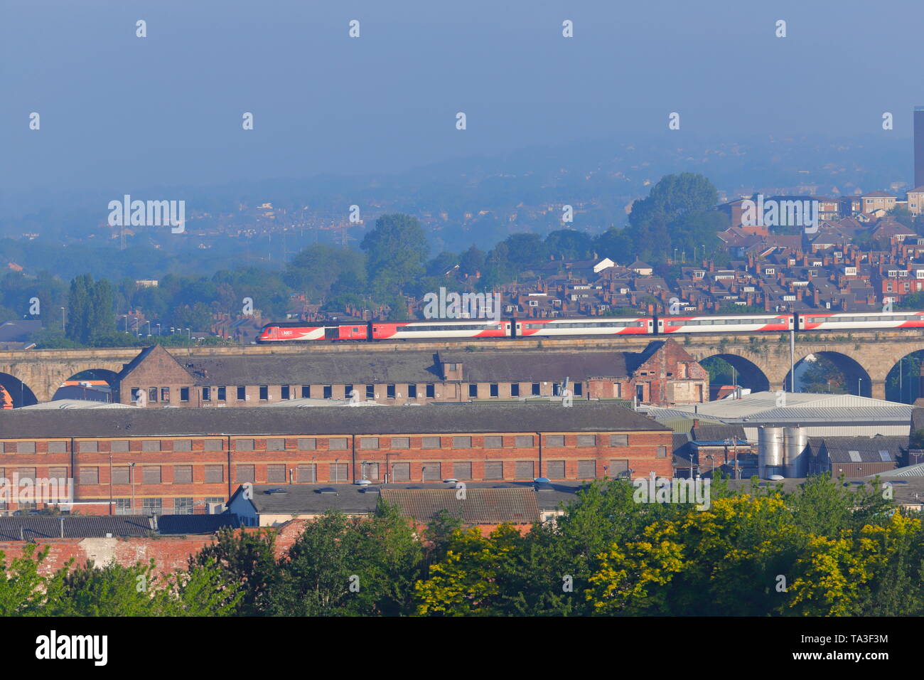 Kirkstall road railway bridge hi-res stock photography and images - Alamy