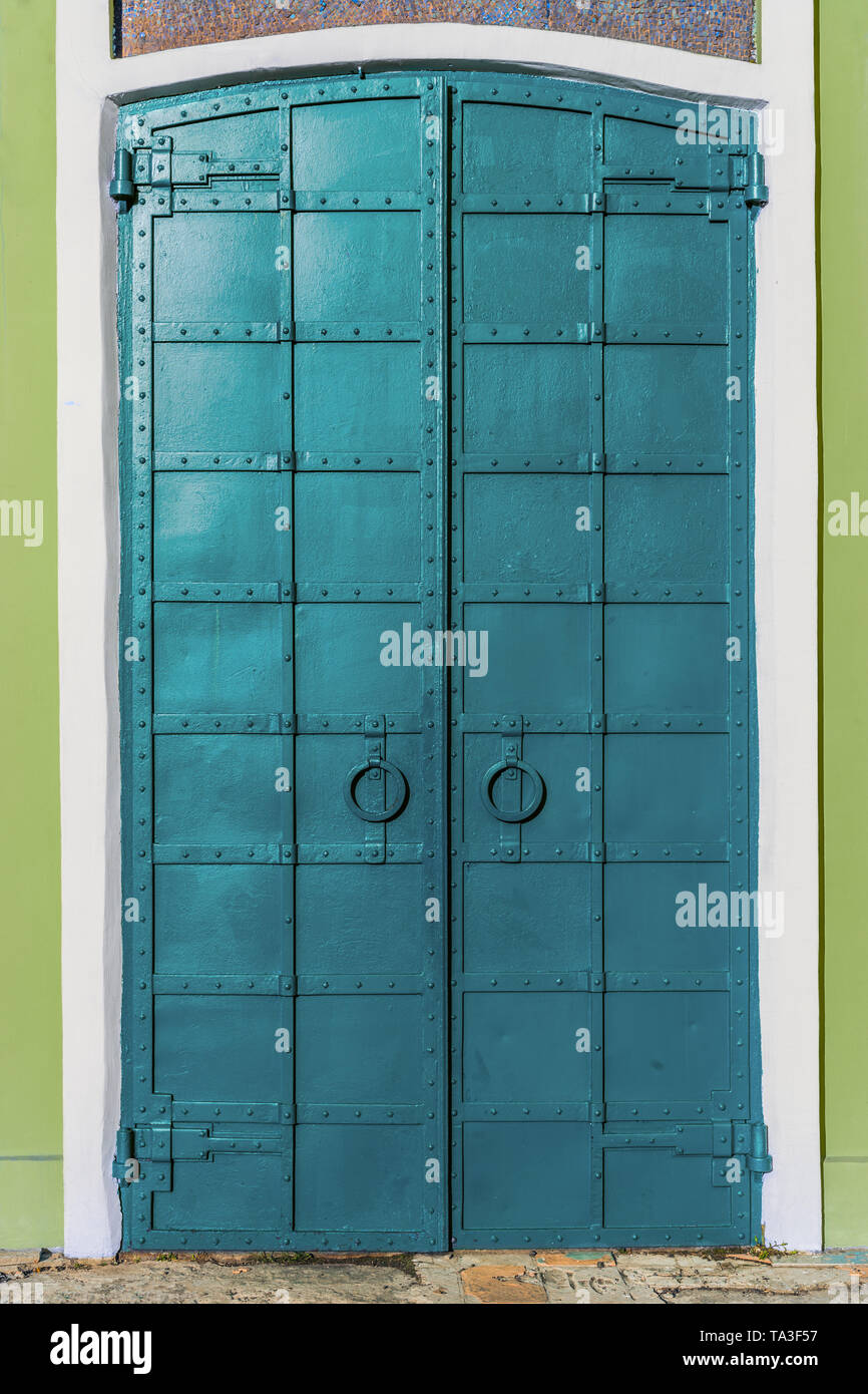 fresh painted old riveted door Stock Photo - Alamy