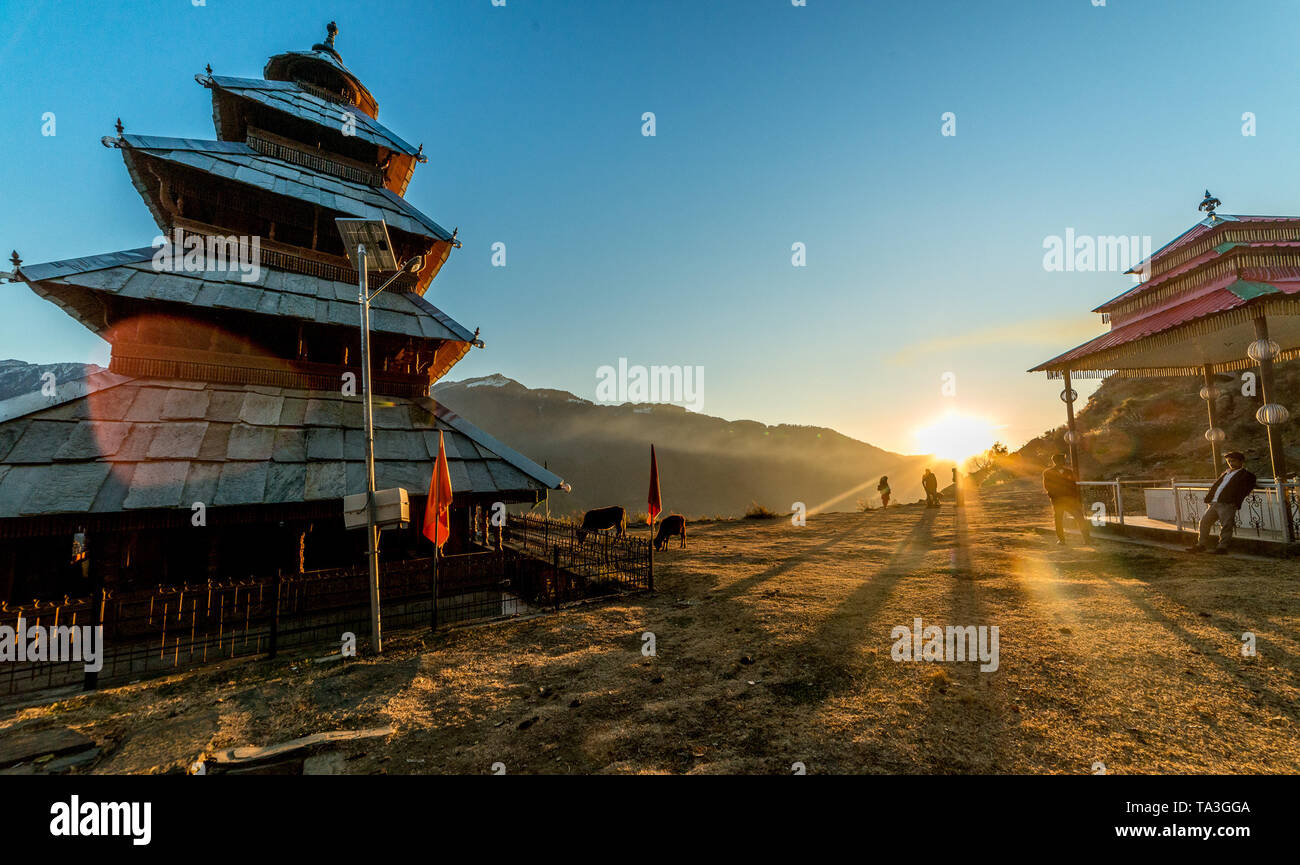Kullu, Himachal Pradesh, India - December 07, 2018 : Sunset at manu ...