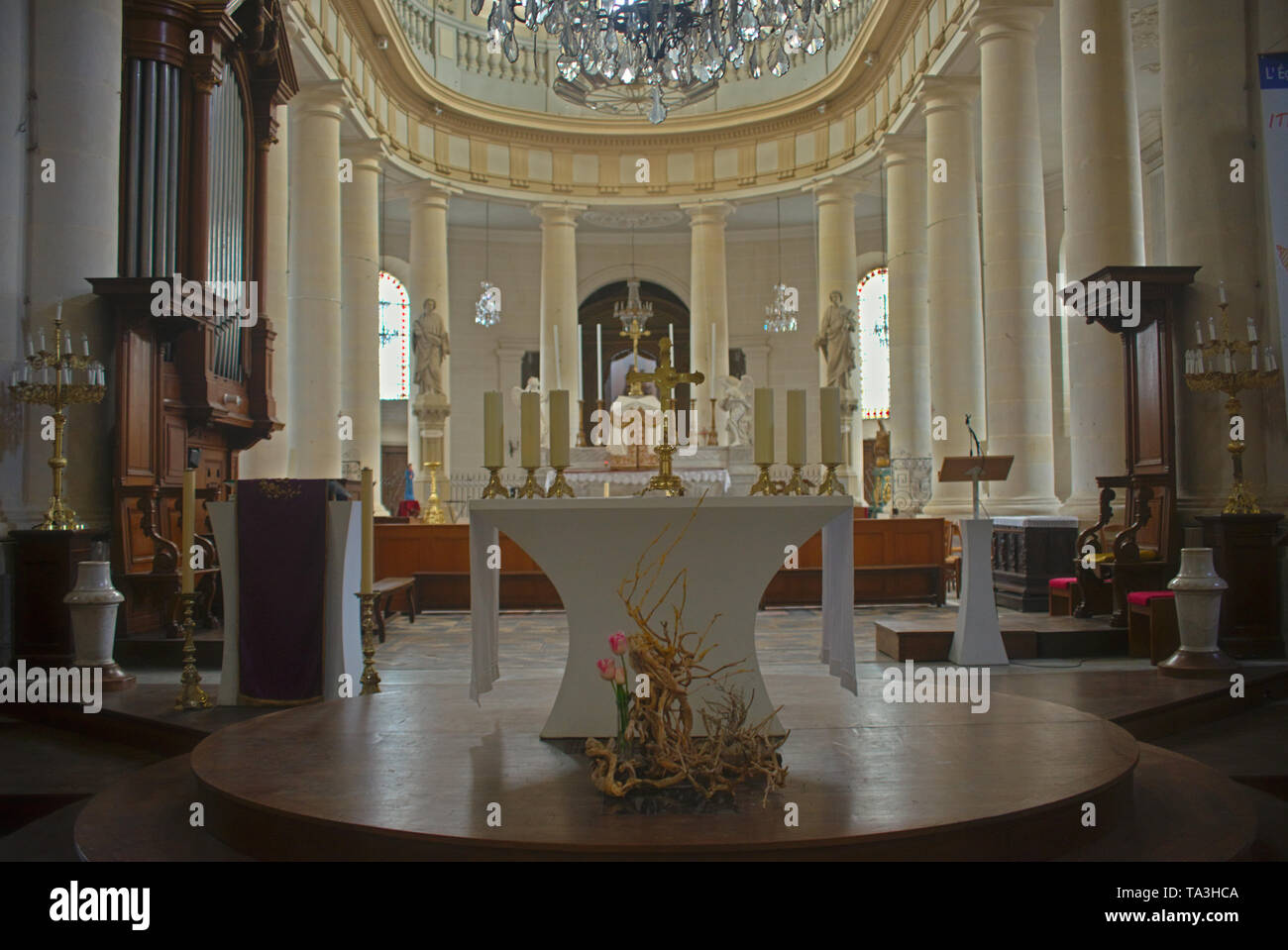 Avranches cathedral hi-res stock photography and images - Alamy