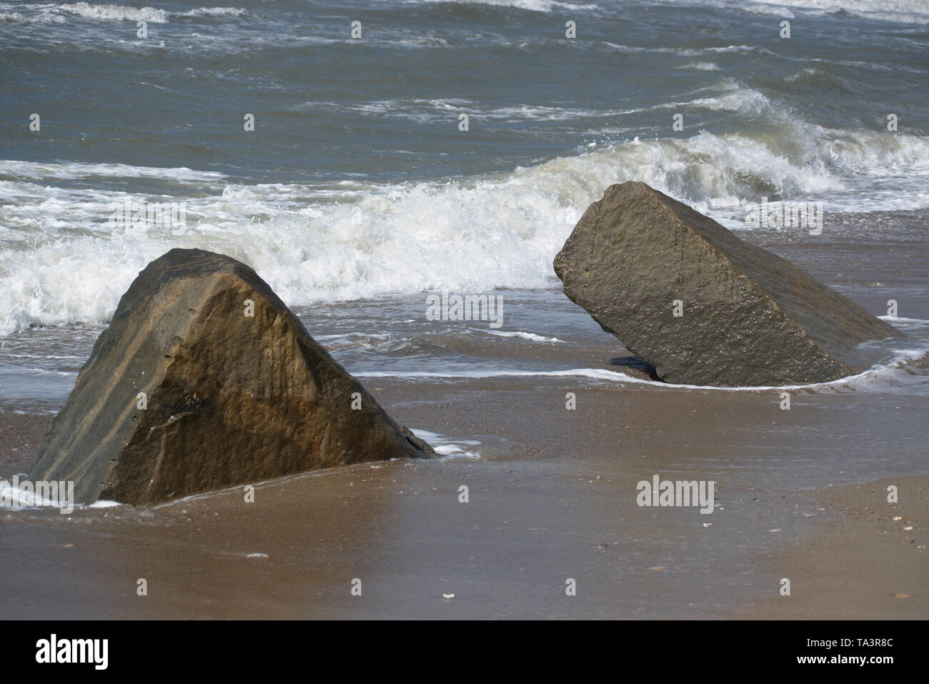 Immovable objects hi-res stock photography and images - Alamy