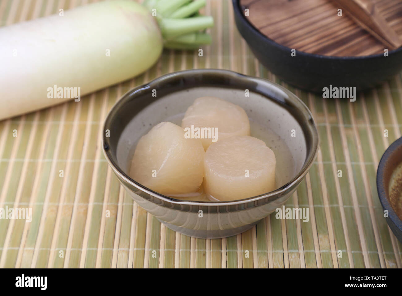 Grated daikon hi-res stock photography and images - Alamy