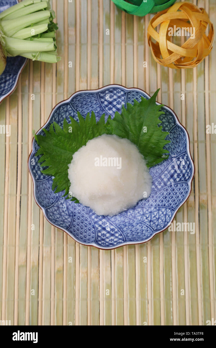 Grated daikon radish hi-res stock photography and images - Alamy