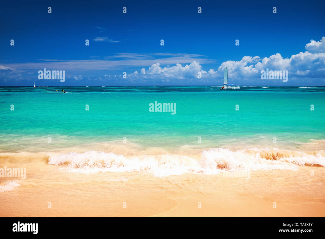 Beautiful carribean sea and boat , panoramic view from the beach Stock ...
