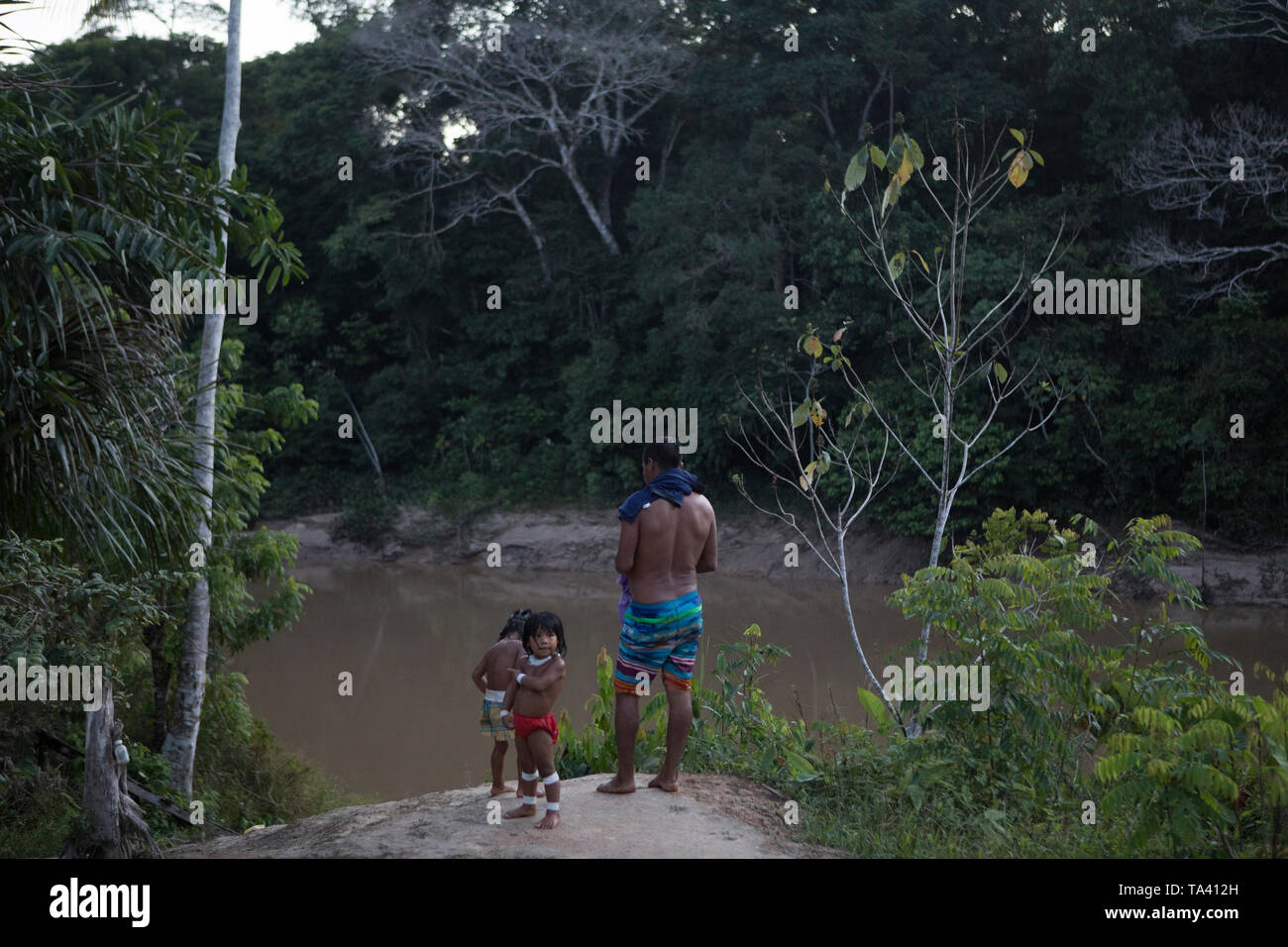 Child looking after environment hi-res stock photography and images - Alamy