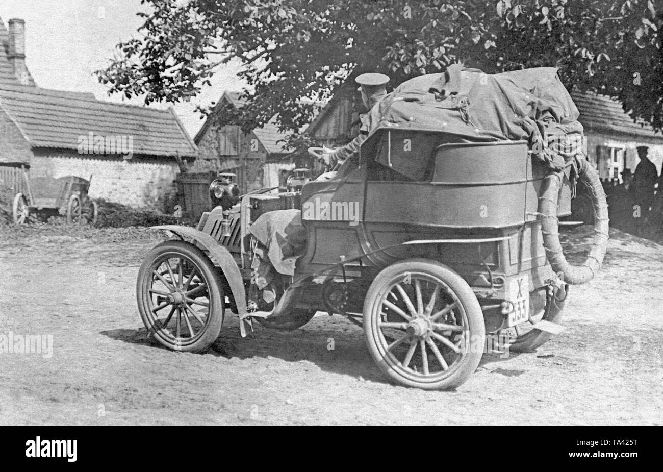 Army maneuver hi-res stock photography and images - Alamy