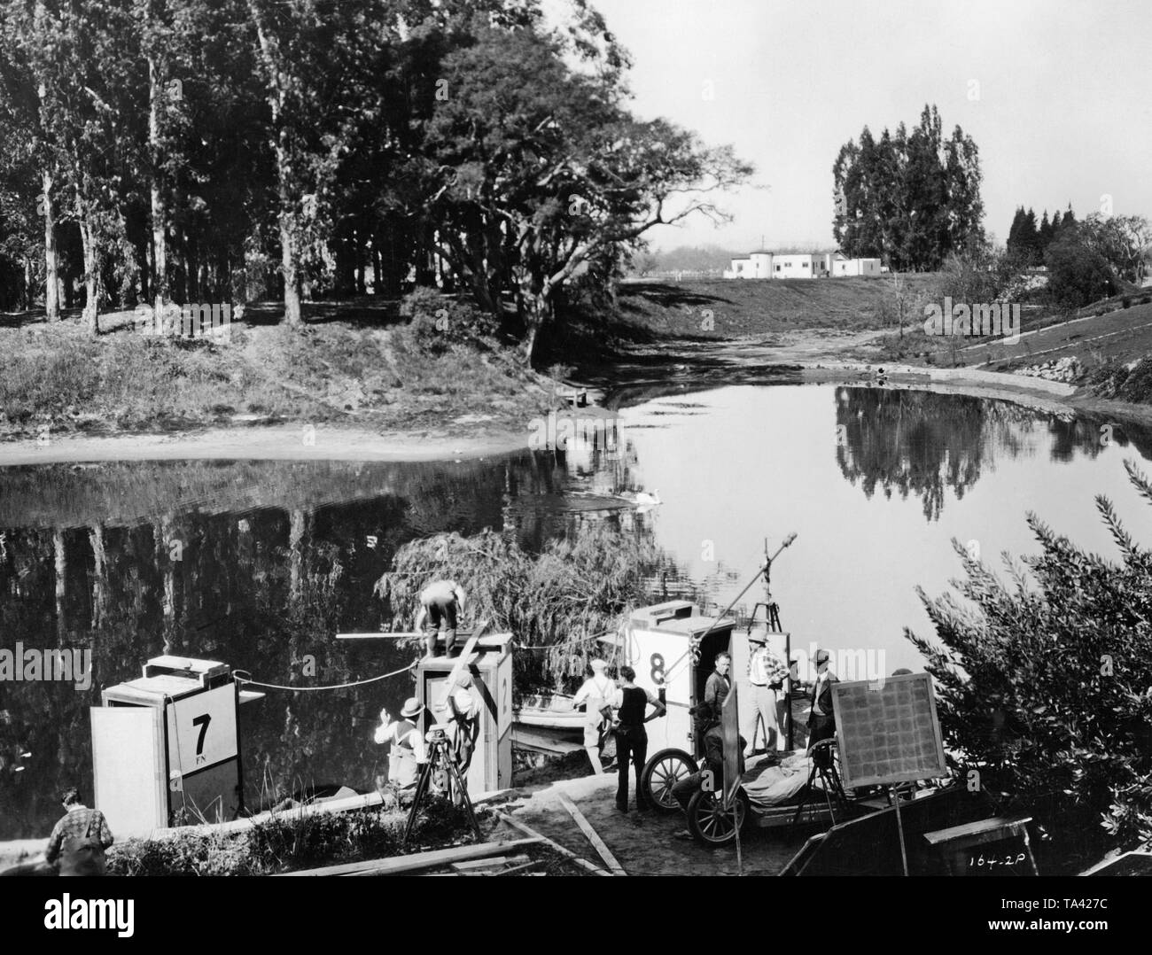 Warner brothers 1920s set hi-res stock photography and images - Alamy