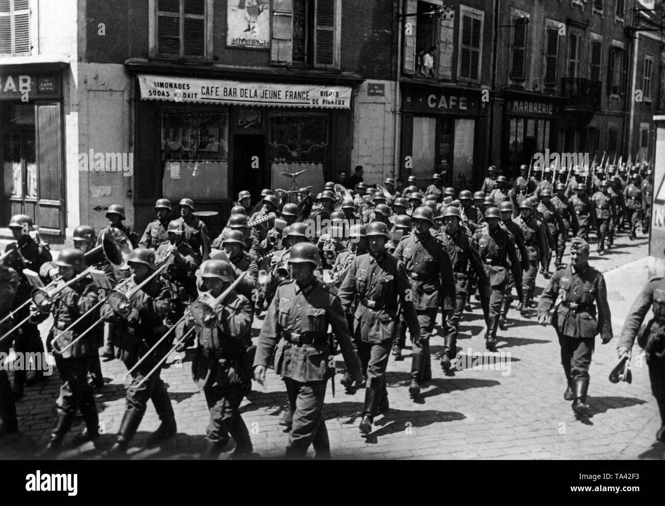 Regimental band hi-res stock photography and images - Alamy