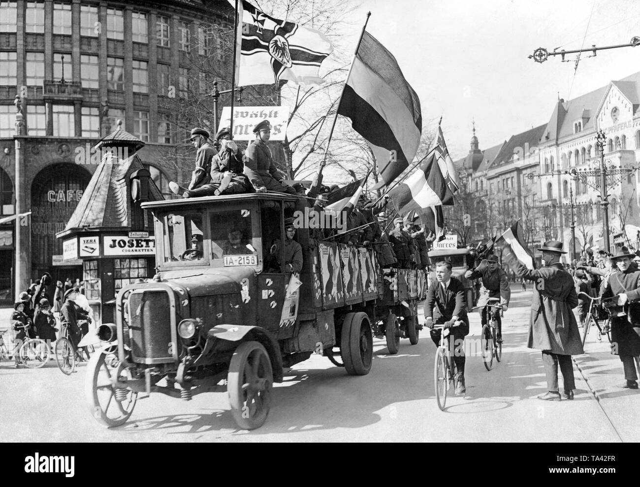 German presidential election 1925 hi-res stock photography and images ...