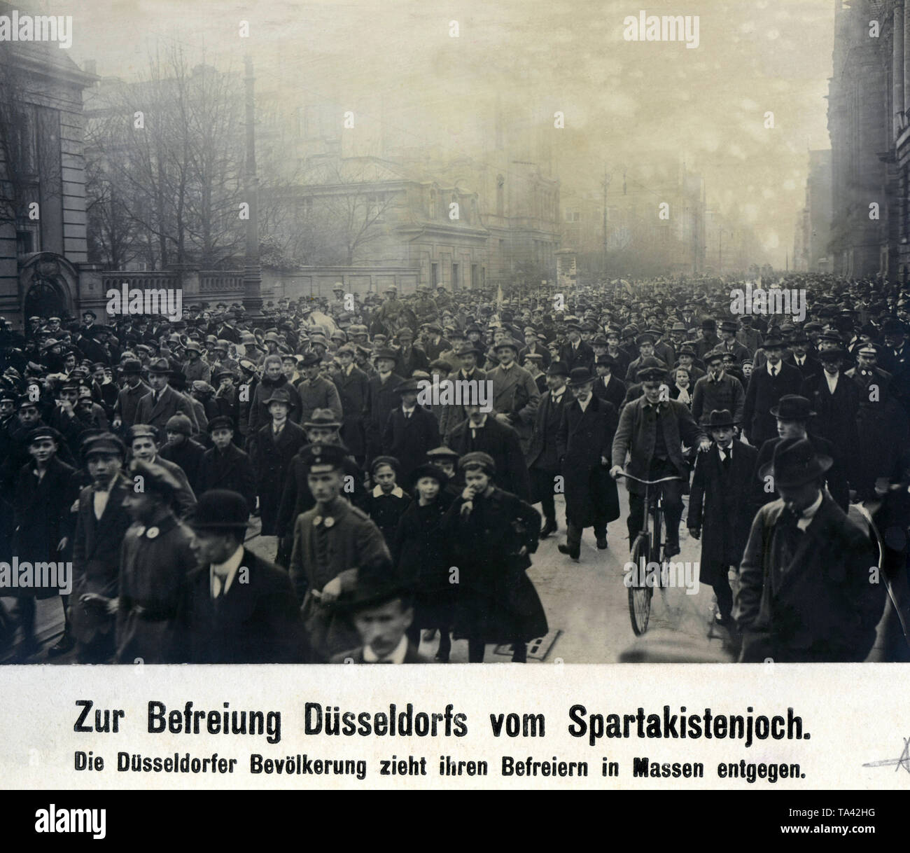 November Revolution 1918 1919 High Resolution Stock Photography and ...