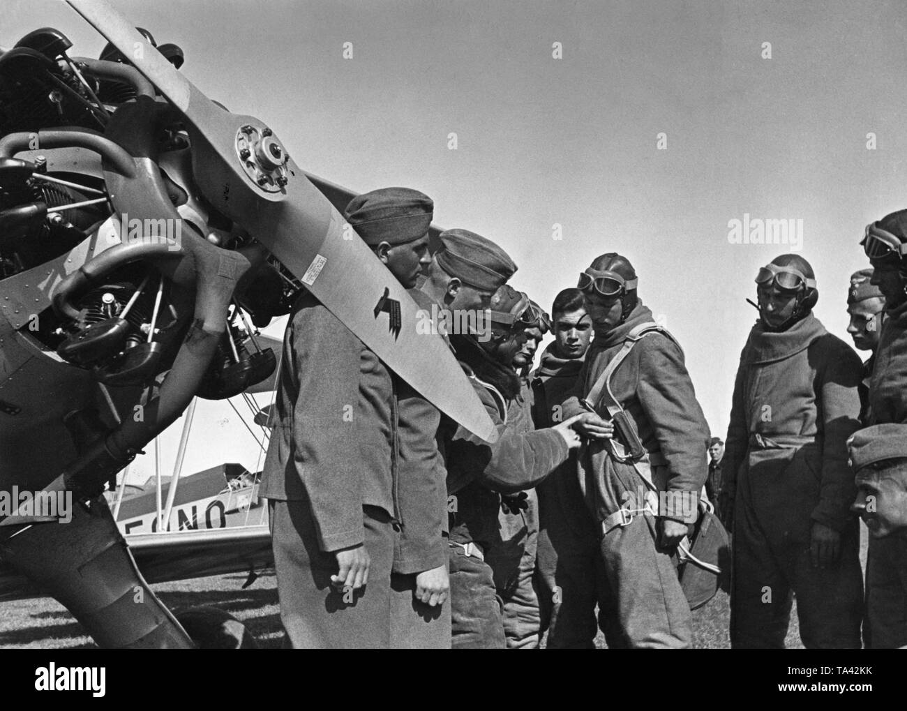 Luftwaffe pilot training Black and White Stock Photos & Images - Alamy