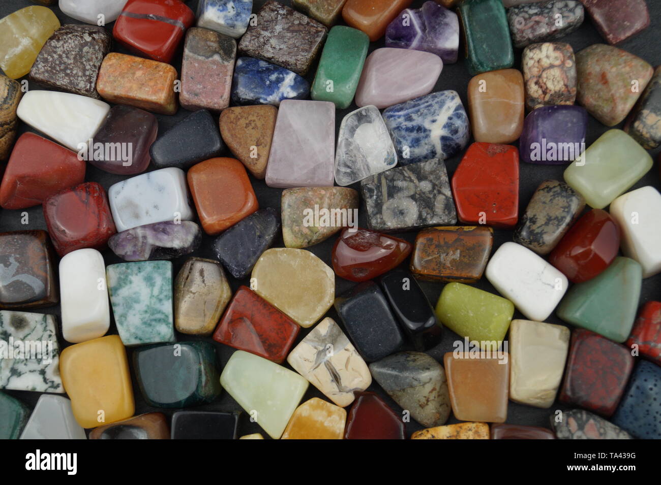 Malachite layers hi-res stock photography and images - Alamy