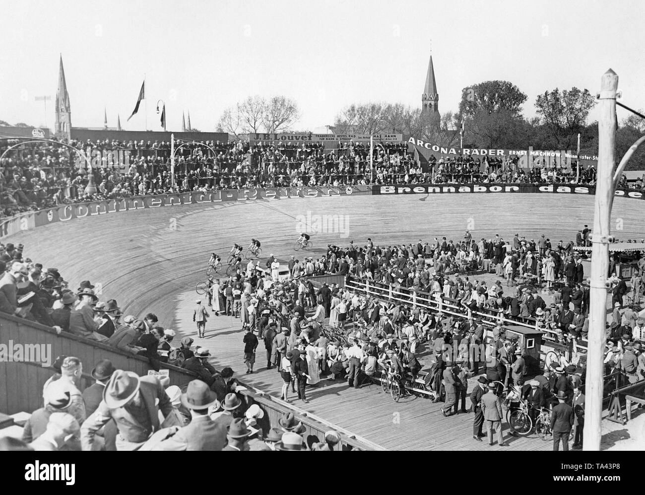 View of the track and spectator stands in the Berlin Ruett-Arena Stock ...