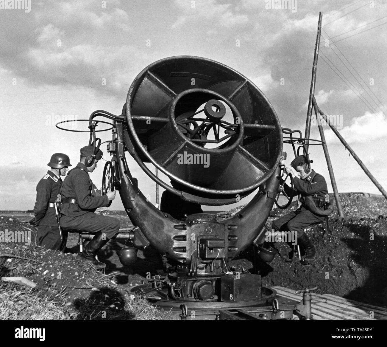Maneuver with a sound detector near Munich. This device can be used to ...