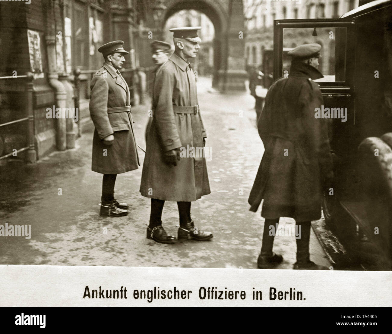 Military officers arrival hi-res stock photography and images - Alamy