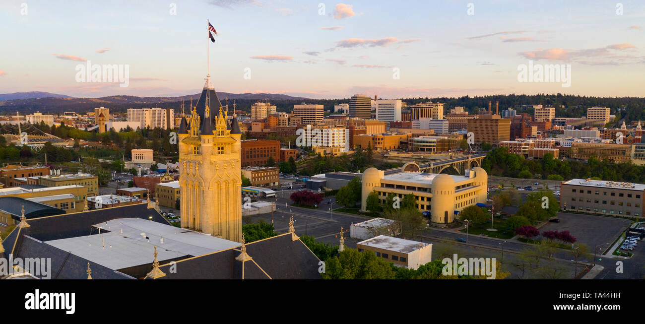 Spokane aerial view river downtown hi-res stock photography and images ...