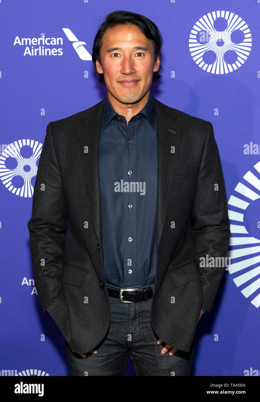 Jimmy chin hi-res stock photography and images - Alamy