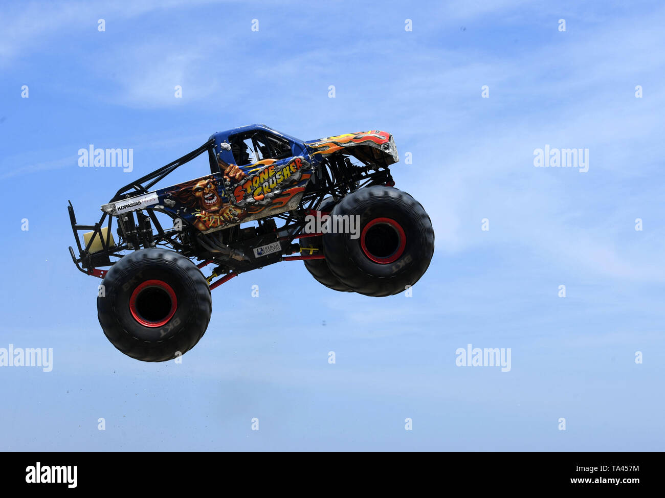 May 18, 2019 - PUNGO OFFROAD MONSTERS ON THE BEACH bring the big trucks ...