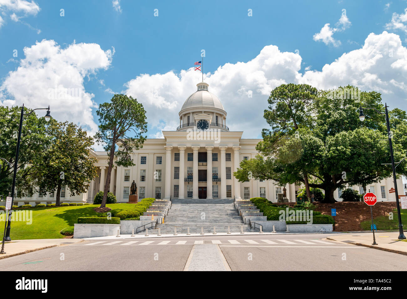 Flags At Half Mast High Resolution Stock Photography and Images - Alamy