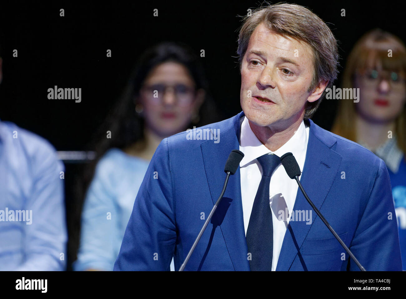 Paris, France. 9th October, 2016. Francois Baroin in Meeting of the ...