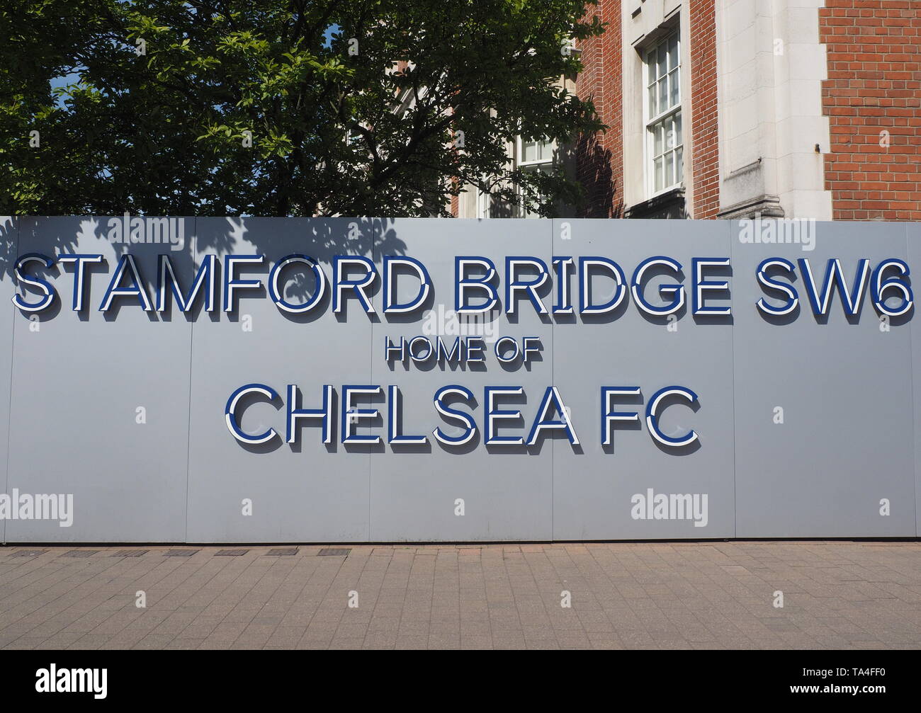 London stadium quarter hi-res stock photography and images - Alamy