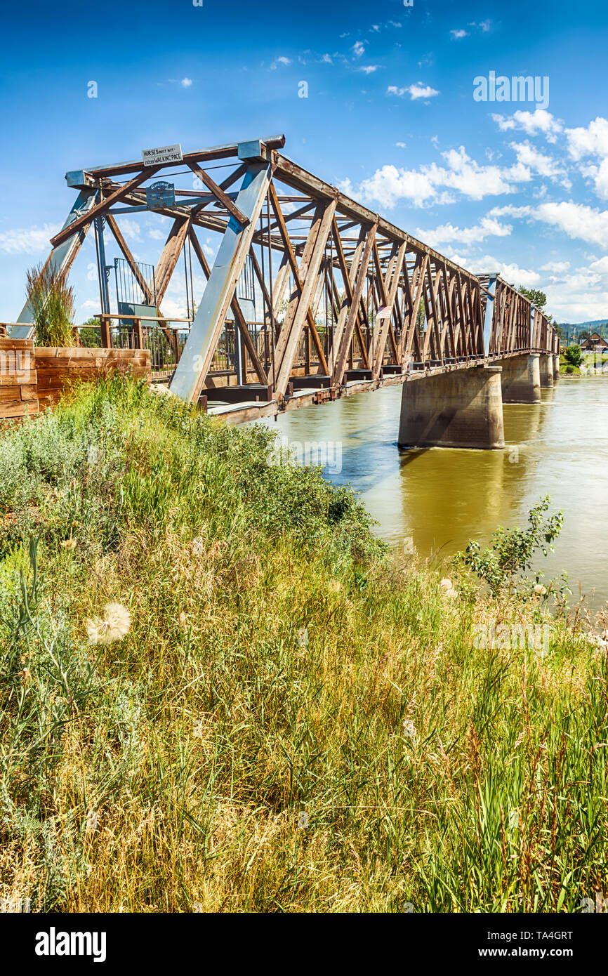 Quesnel river hi-res stock photography and images - Alamy