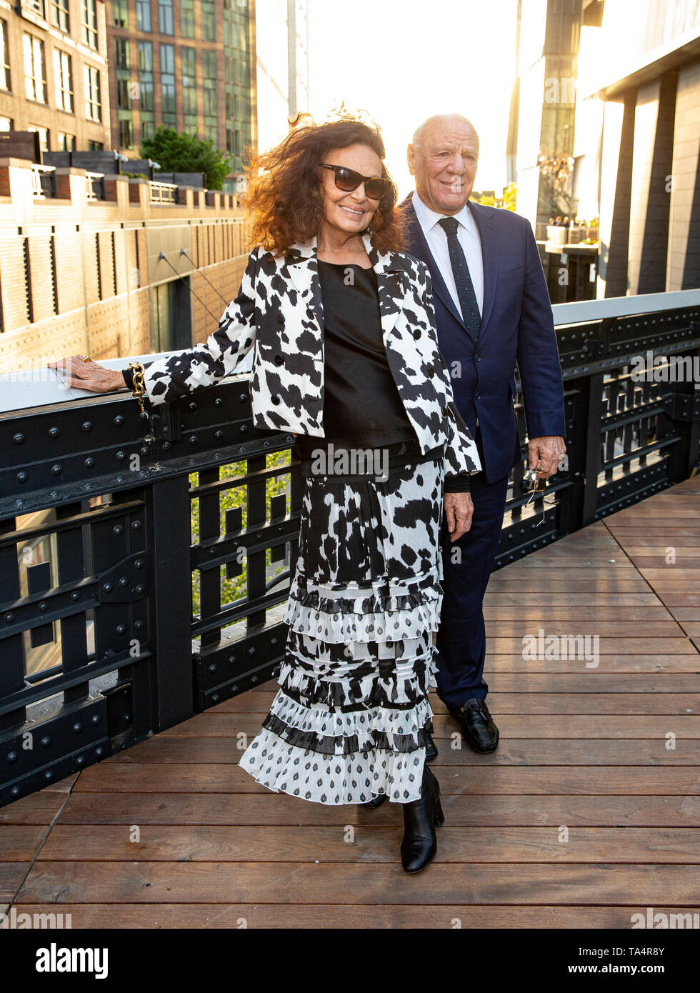 Diller von furstenberg family foundation hi-res stock photography and ...