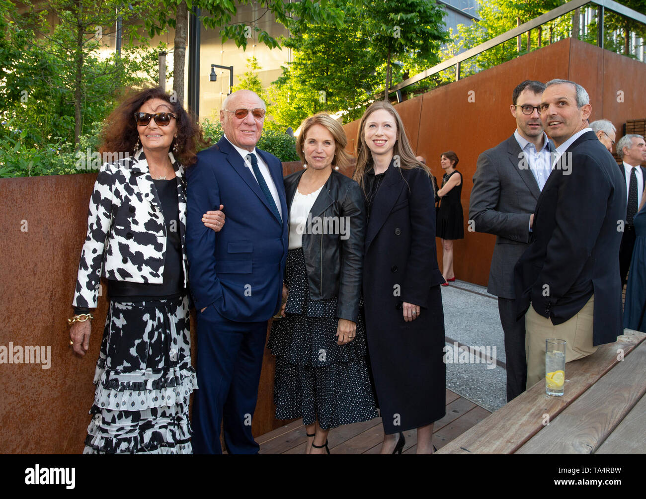 Diller von furstenberg family foundation hi-res stock photography and ...