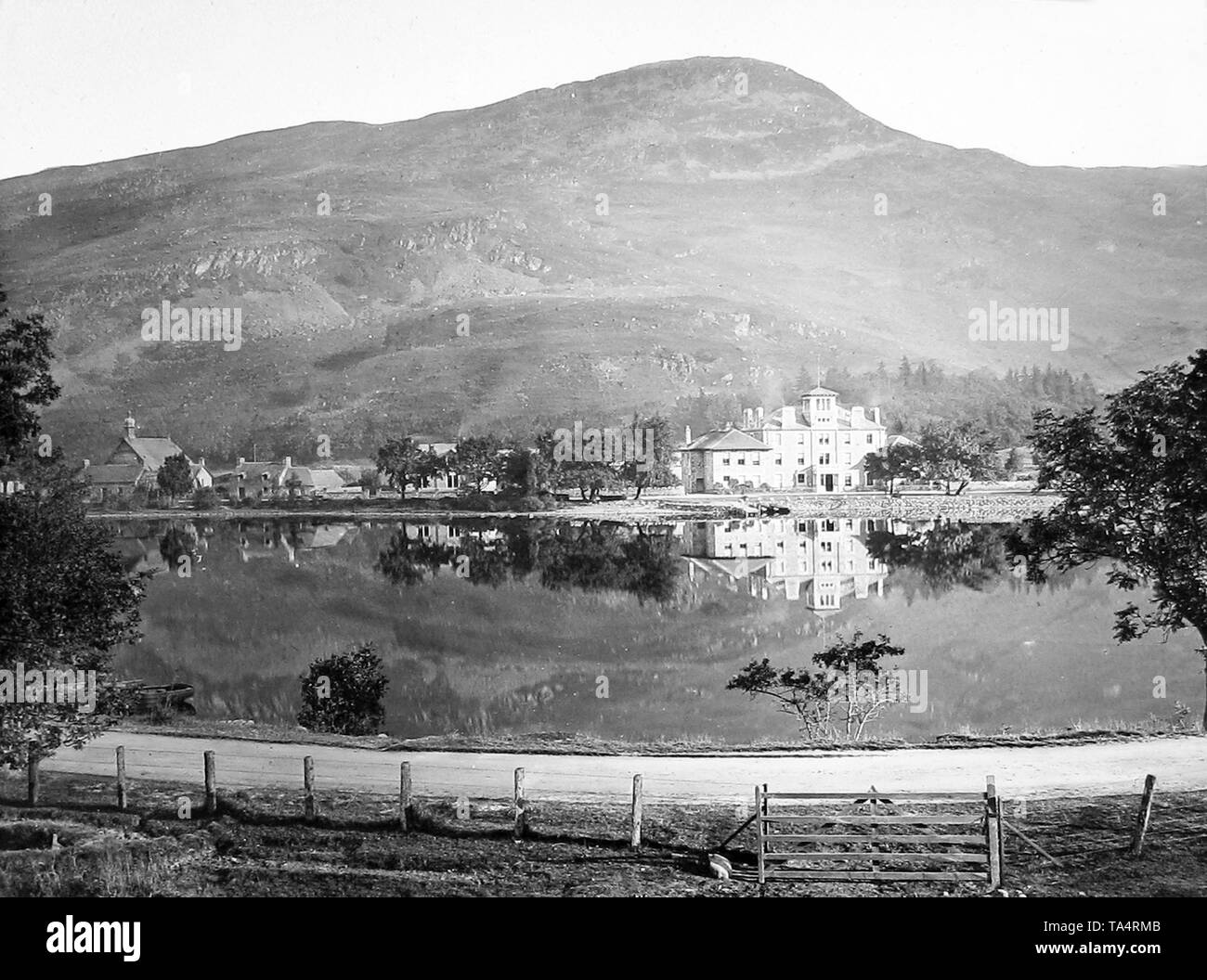 St fillans scotland hi-res stock photography and images - Alamy