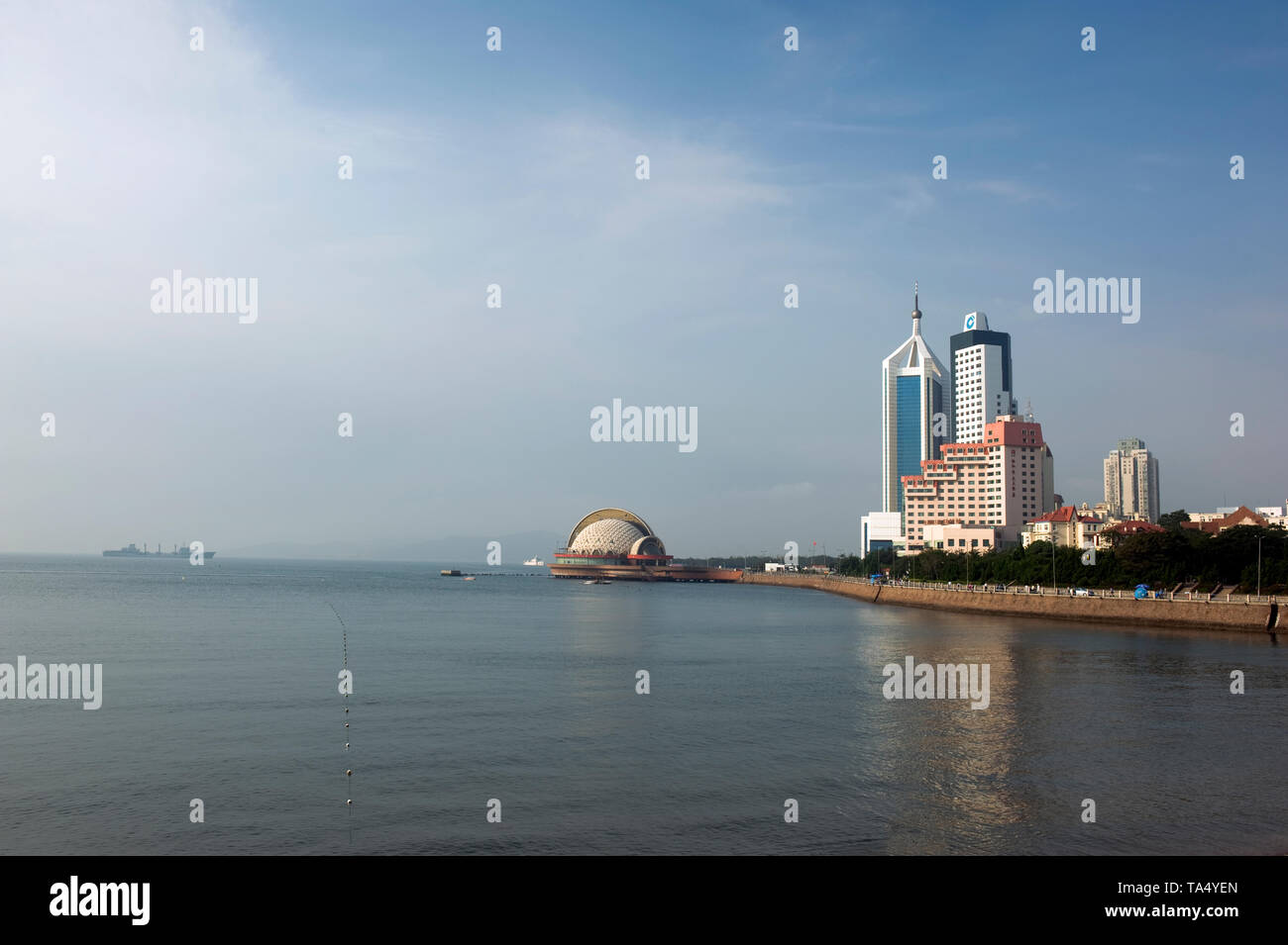 Qingdao tourist attractions hi-res stock photography and images - Alamy