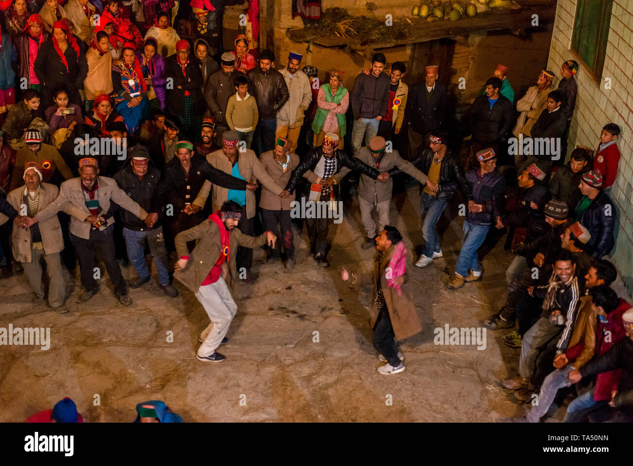 Nati himachal hi-res stock photography and images - Alamy