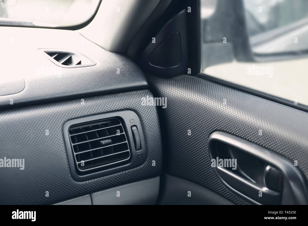 Air conditioner system in modern car Stock Photo - Alamy