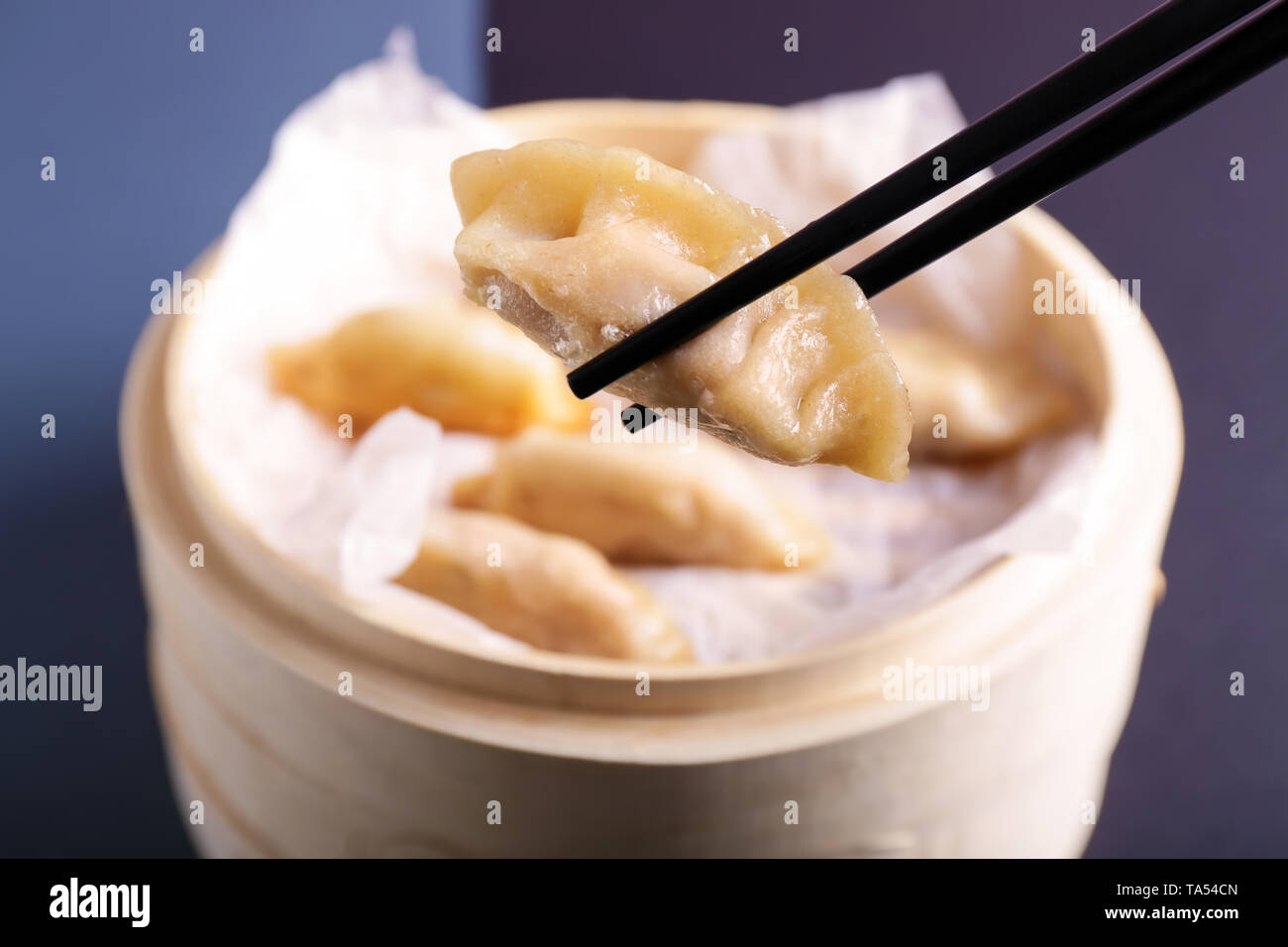 Eating gyoza hi-res stock photography and images - Alamy