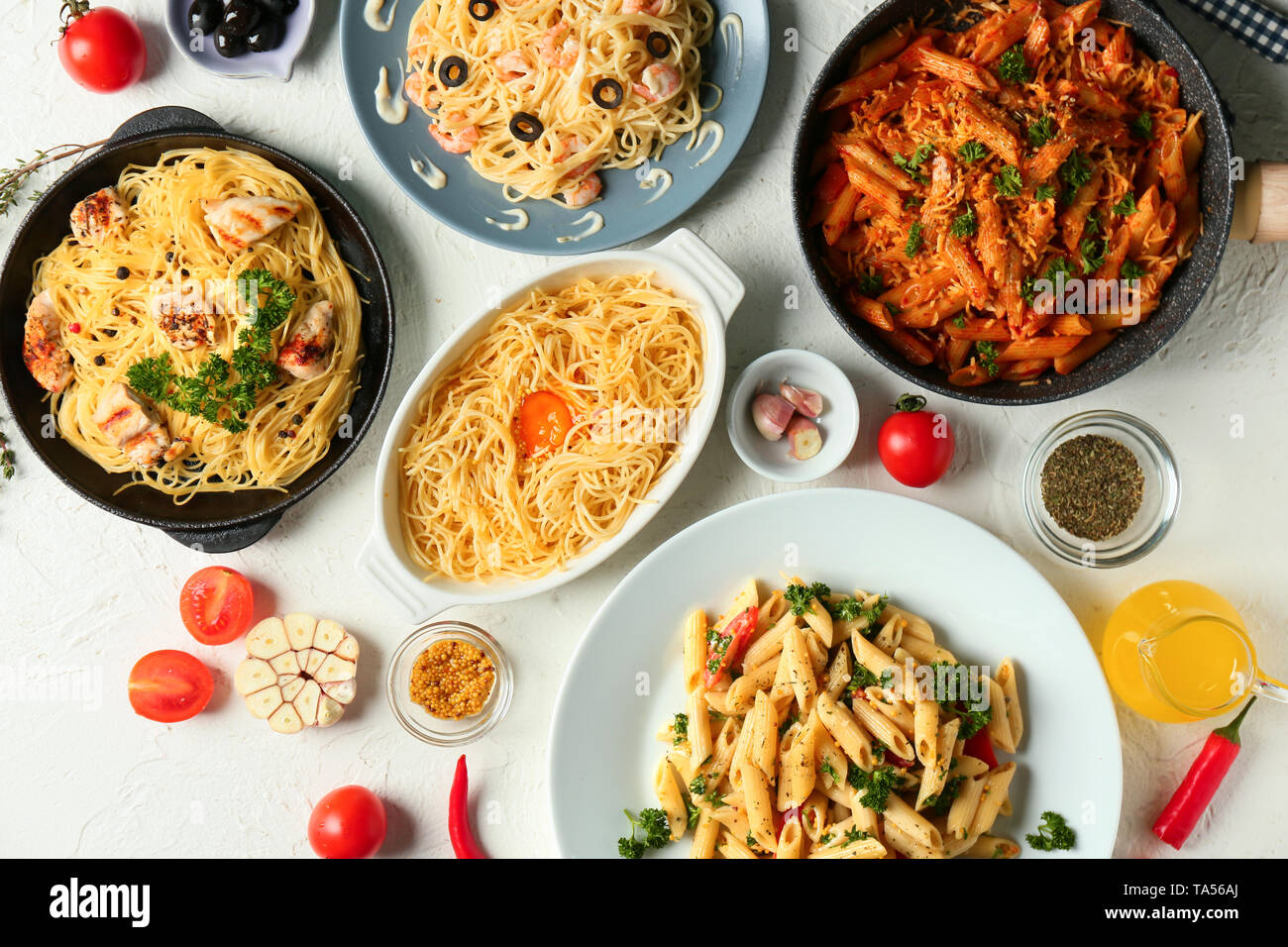 Different dishes hi-res stock photography and images - Alamy