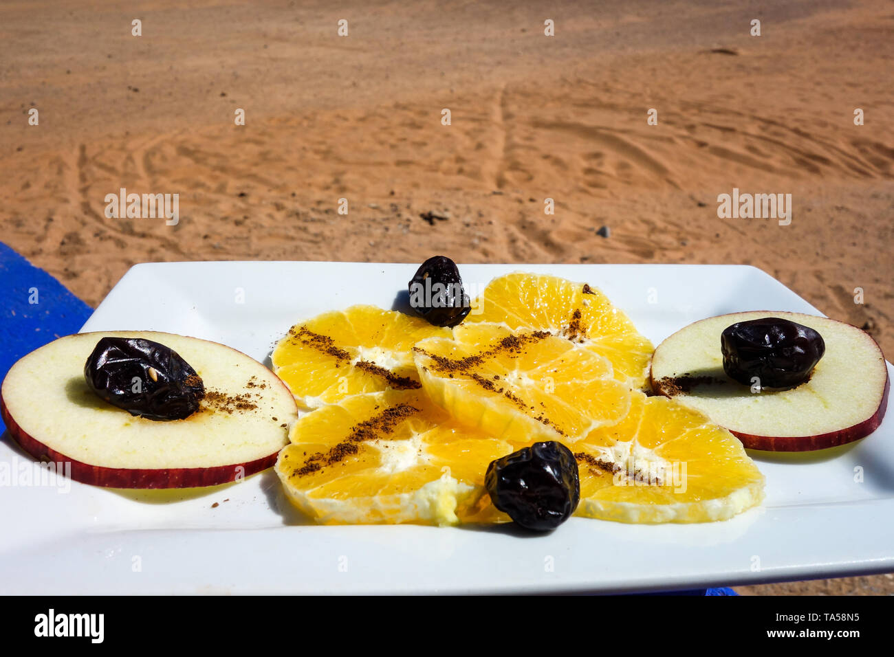 Traditional moroccan sweets hi-res stock photography and images - Alamy