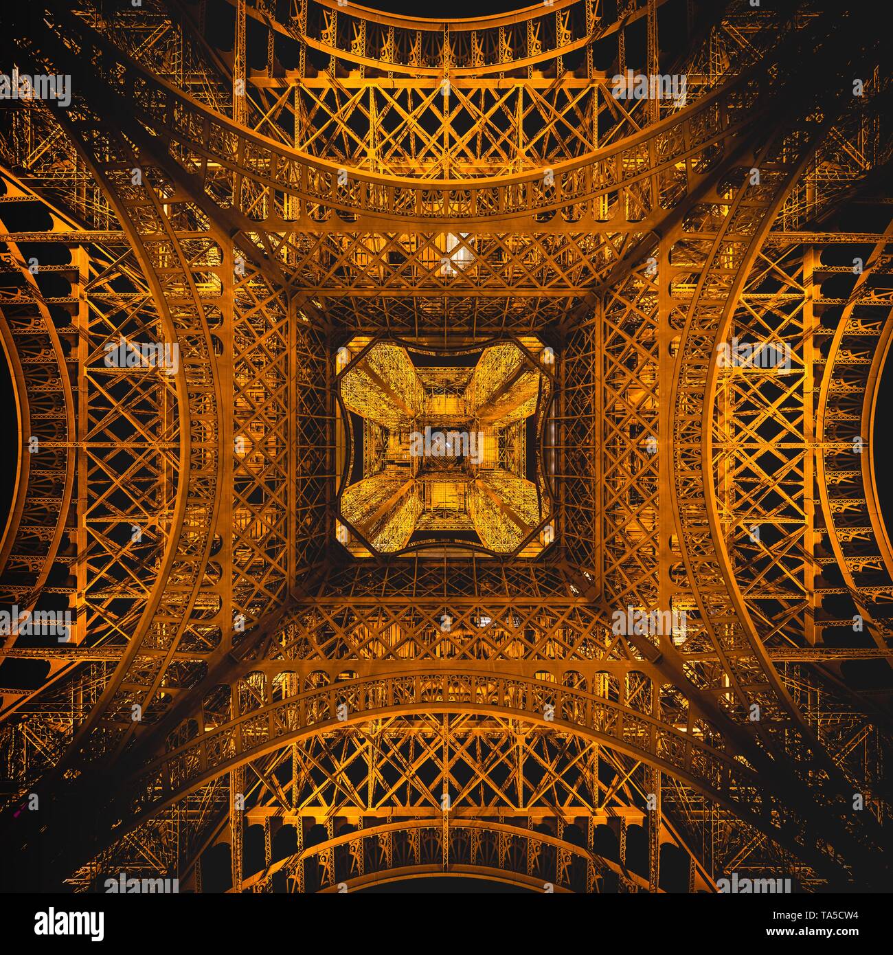 The amazing symmetric texture of Eiffel Tower architecture shot from ...