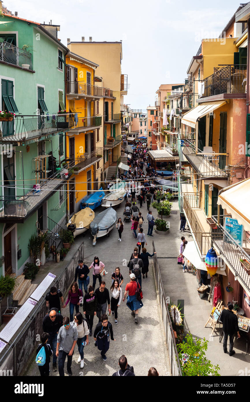 Cinque terre market hi-res stock photography and images - Alamy