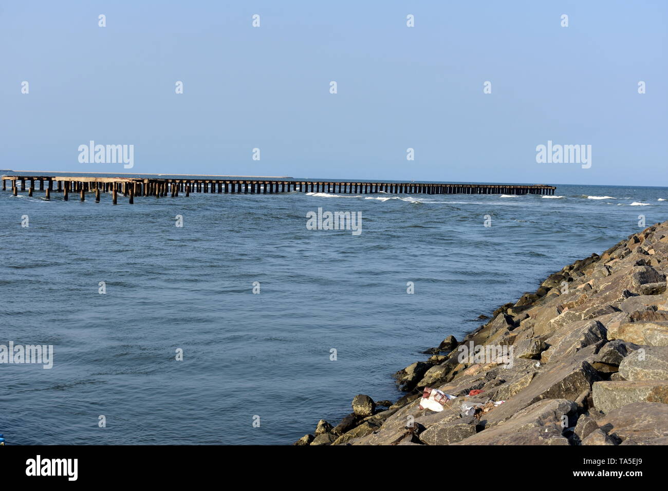 Ennore beach hi-res stock photography and images - Alamy
