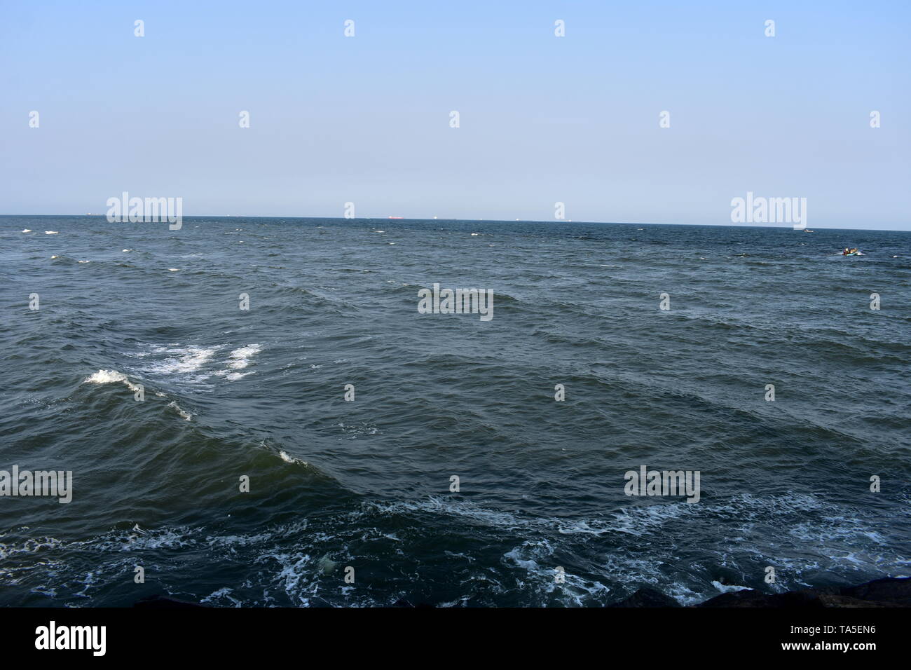 Ennore beach hi-res stock photography and images - Alamy