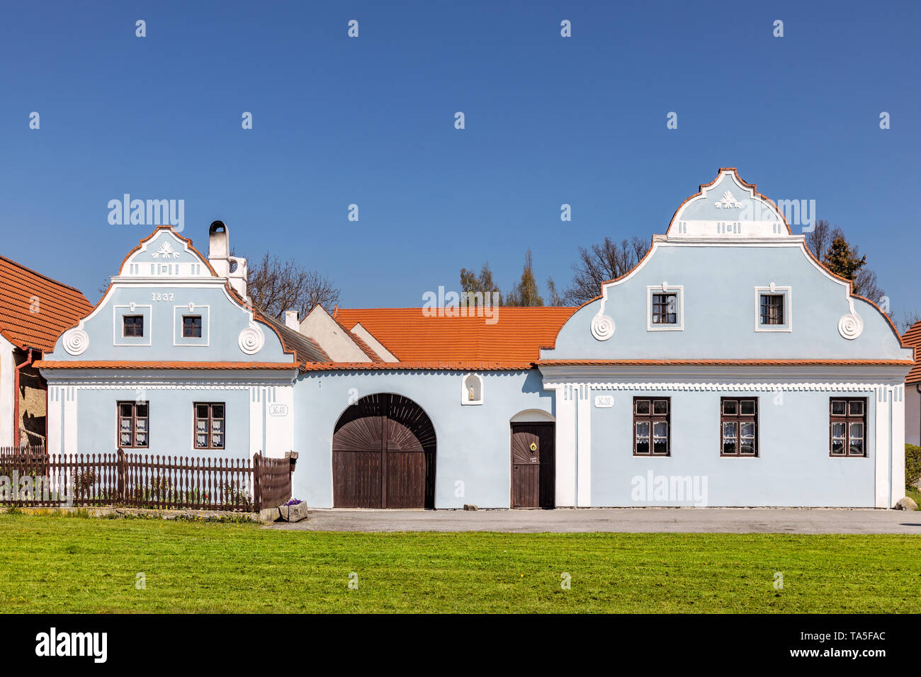 Traditional houses and outhouse hi-res stock photography and images - Alamy