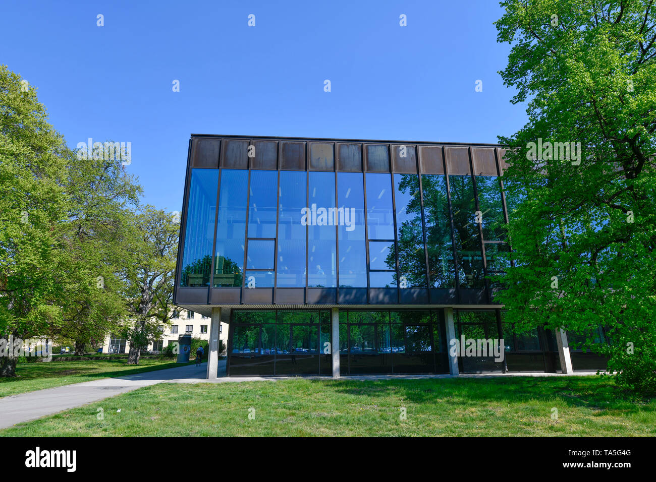 Technical information library hi-res stock photography and images - Alamy