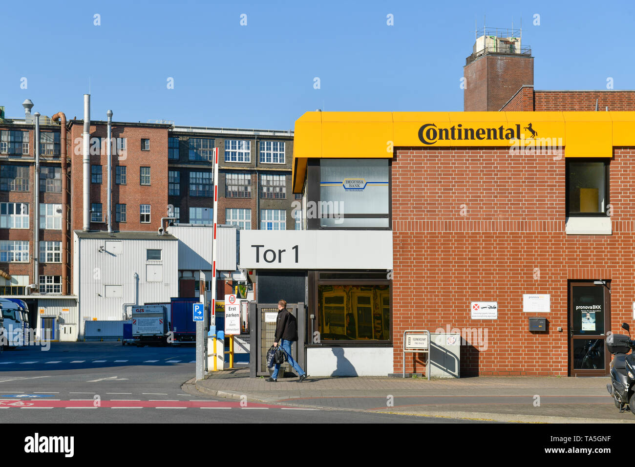 Continental, work Vahrenwald, Philipsbornstrasse, Hannover, Lower ...