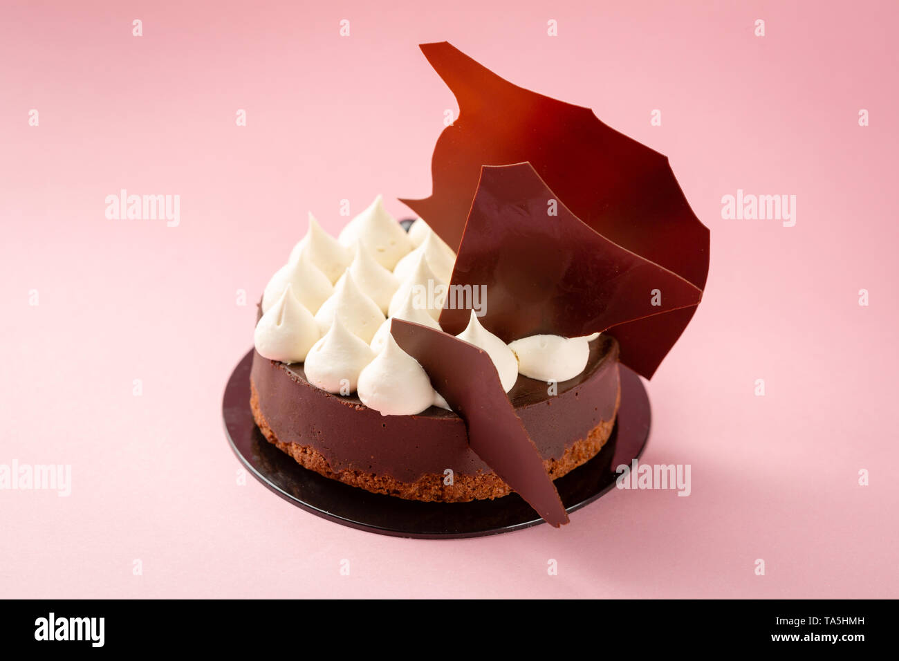Modern dessert hi-res stock photography and images - Alamy