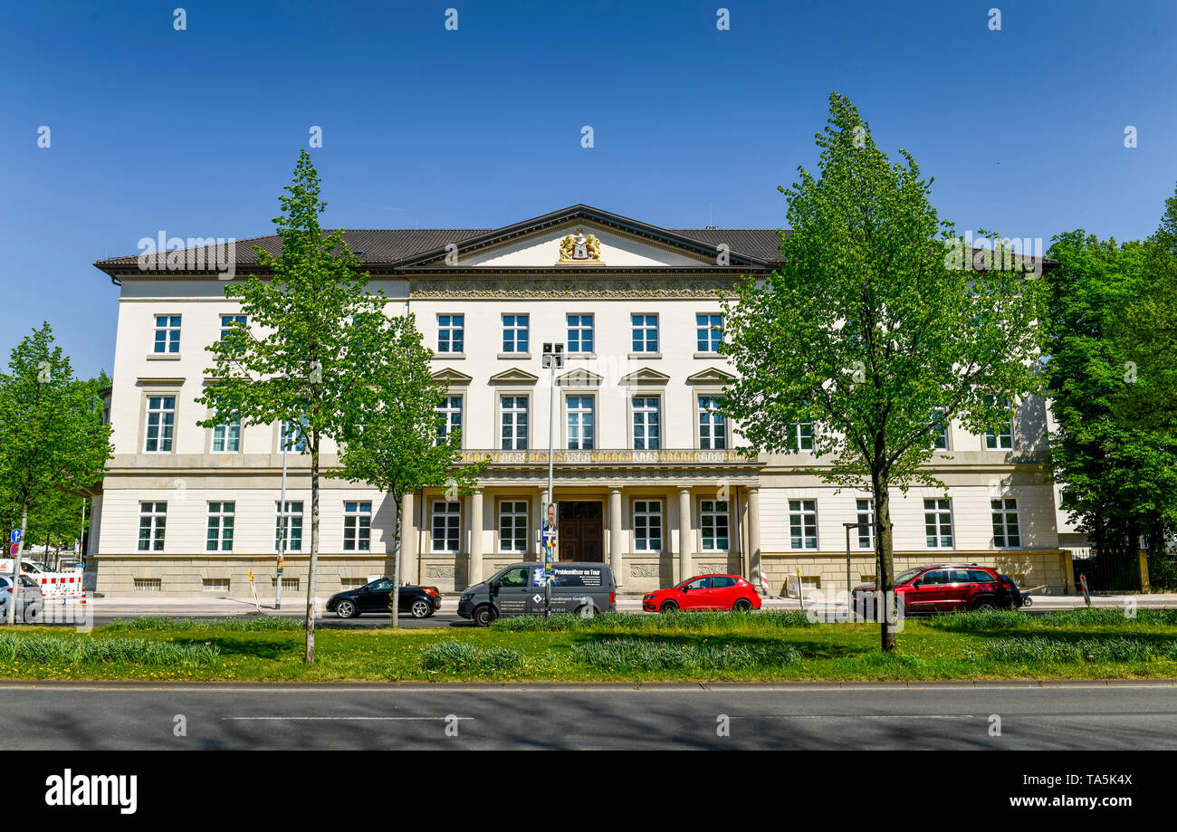 Cheek home palace hi-res stock photography and images - Alamy