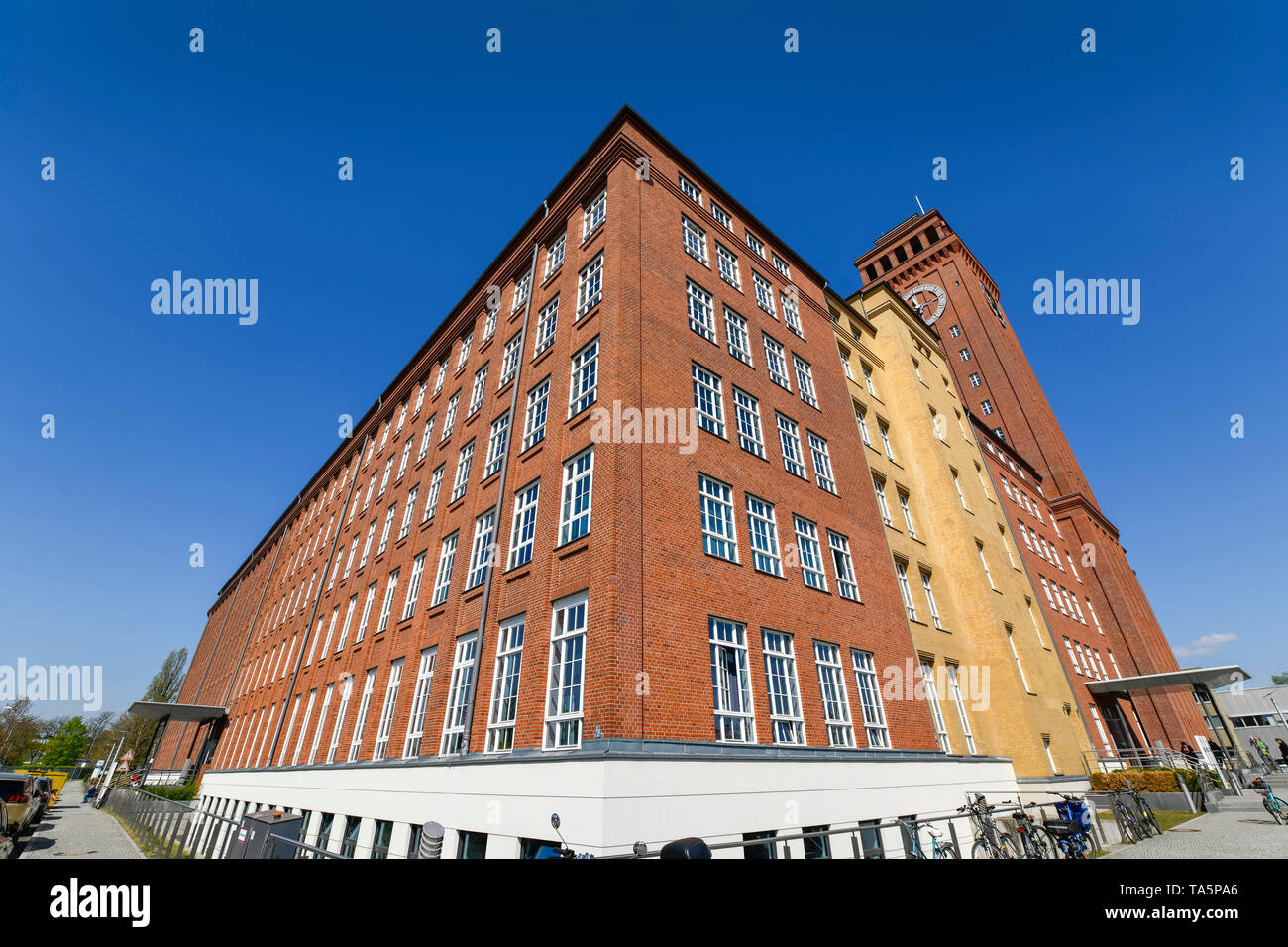 Raven Dam High Resolution Stock Photography and Images - Alamy