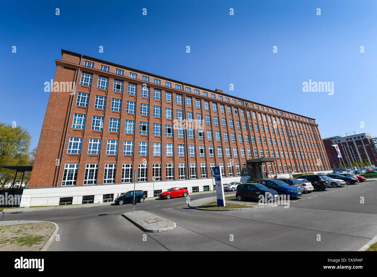 Raven dam hi-res stock photography and images - Alamy