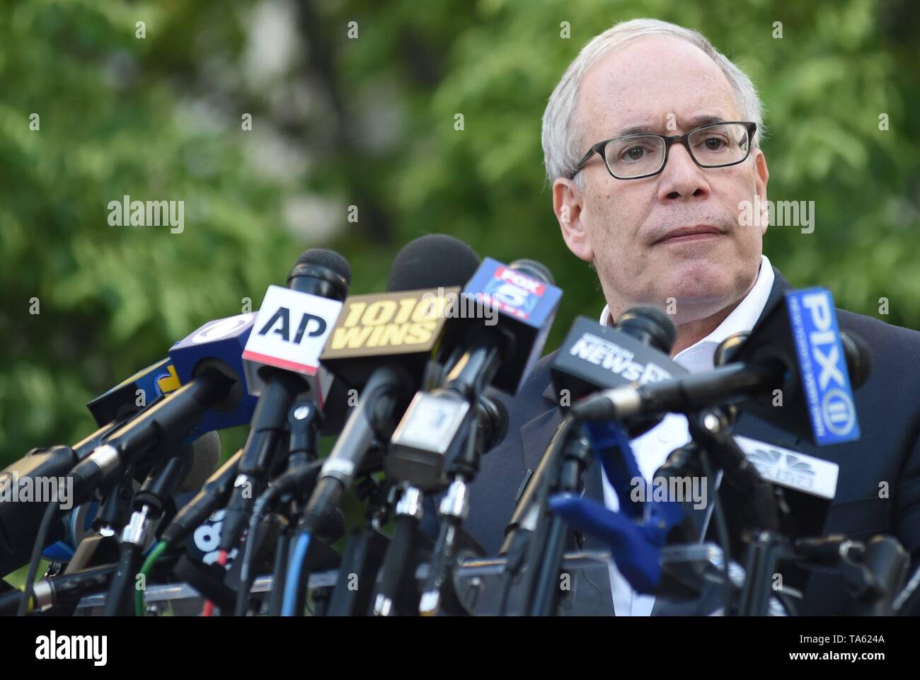 Scott stringer hi-res stock photography and images - Alamy