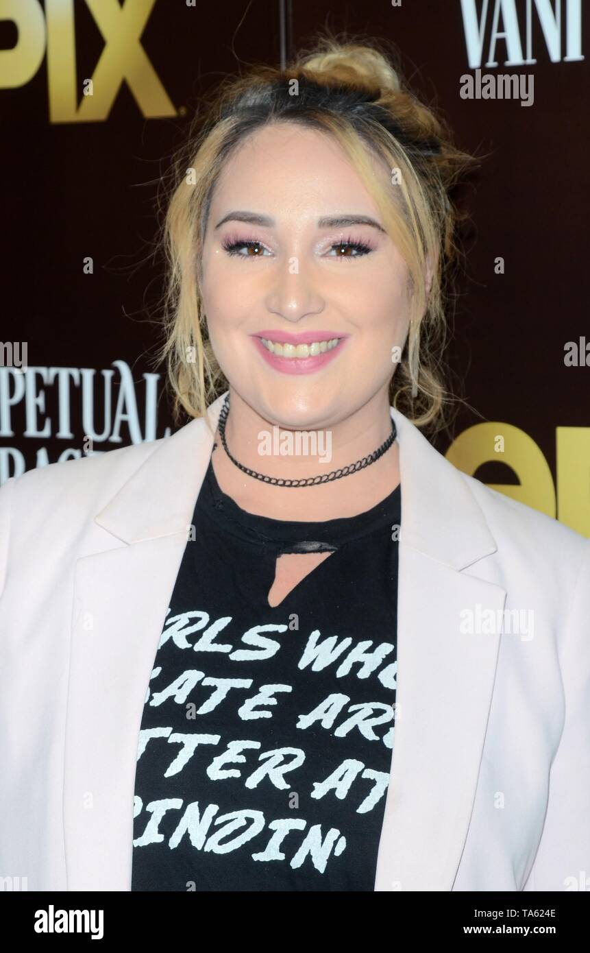 Emma dunn hi-res stock photography and images - Alamy